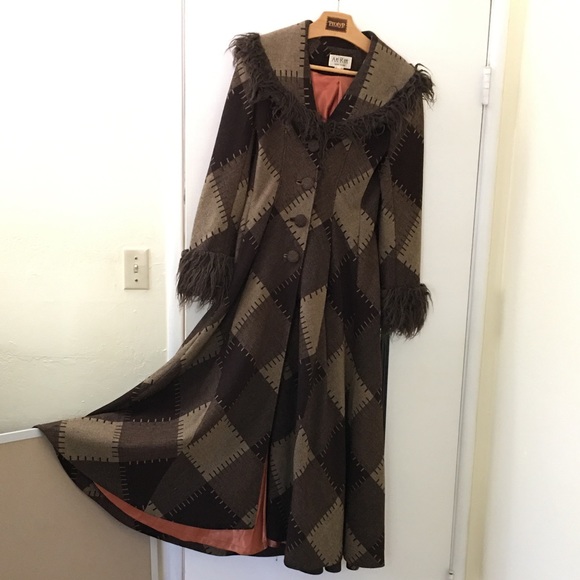 An Ren | Jackets & Coats | An Ren Long Coat W Fo Fur Trim | Poshmark